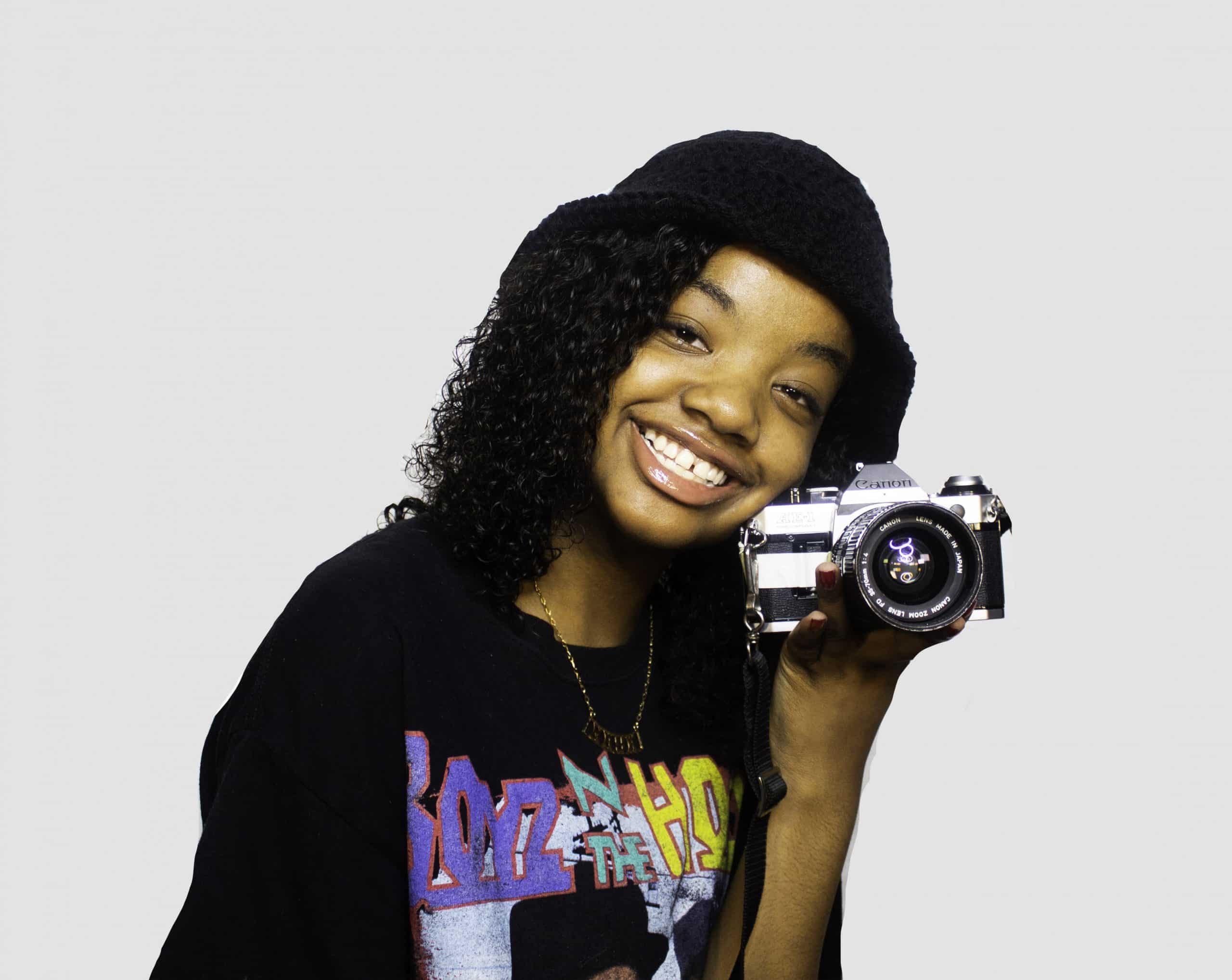 Maya Peroune Youth Ambassadro BOTT 2020 – 2021 – Express. Engage. Connect.